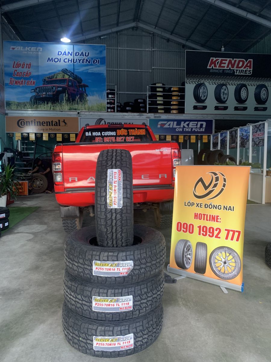 Review : Ford Ranger thay lốp 255/70R16 Kenda Klever KR28